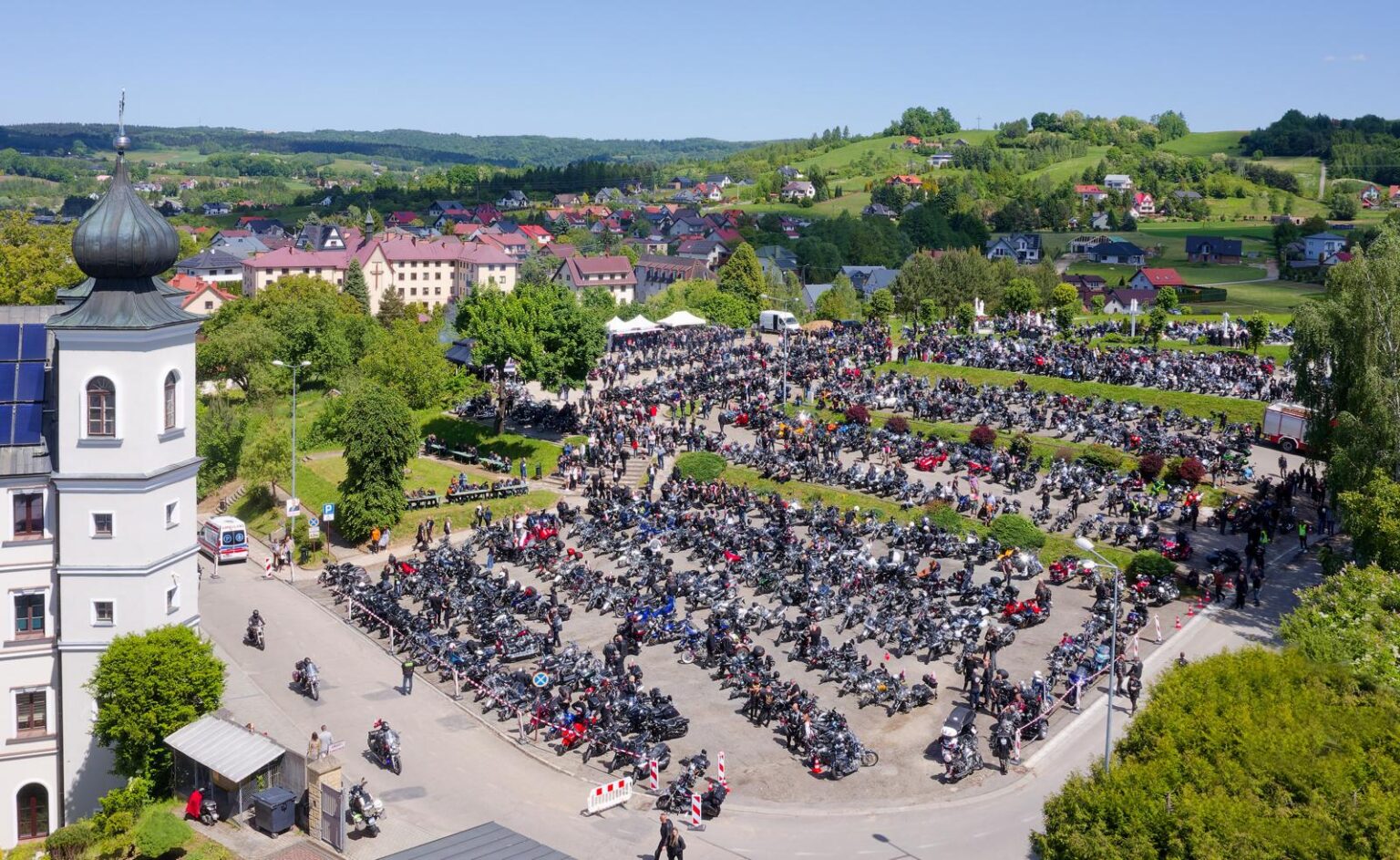 Tuchów: rozpoczęcie sezonu motocyklowego - Prowincja Warszawska ...